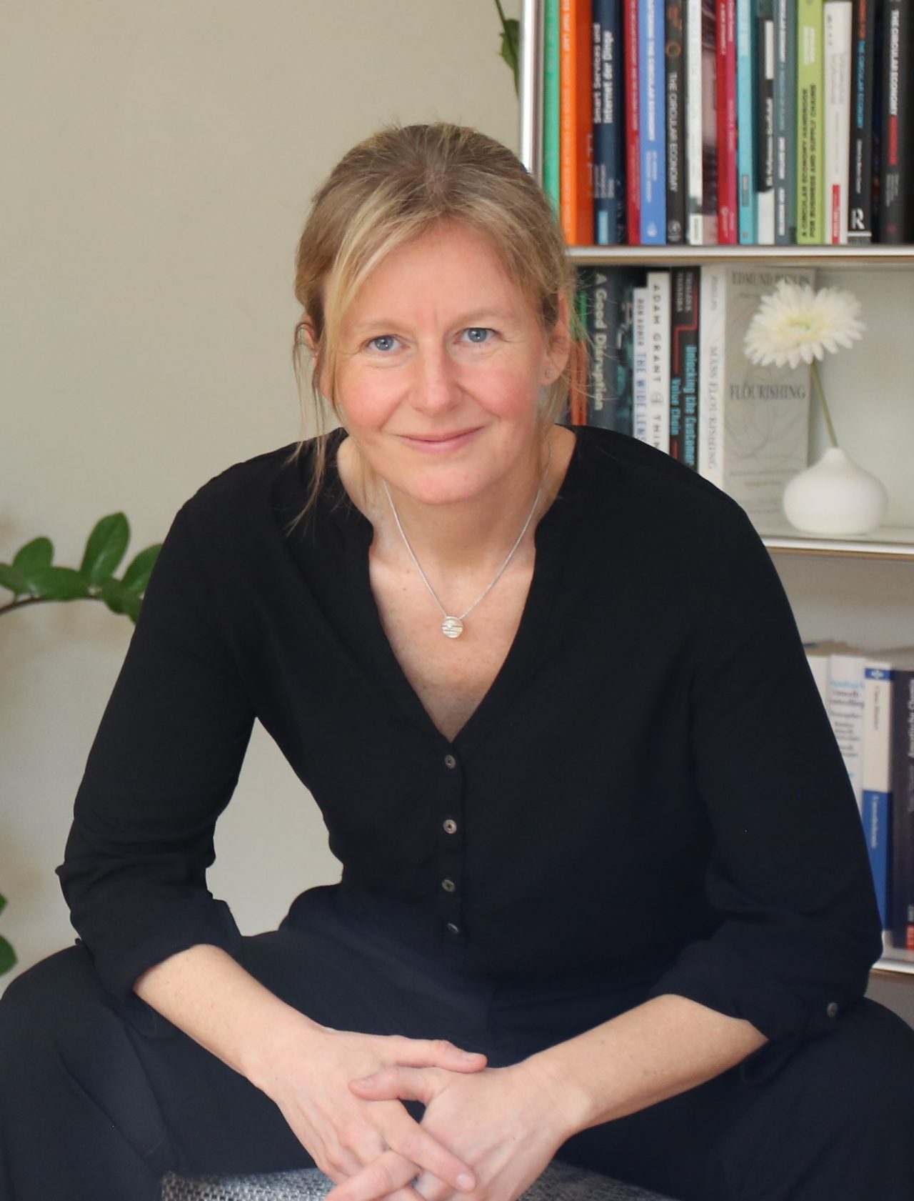 About Susanne Volz - Ecocircle Concept – Susanne Volz